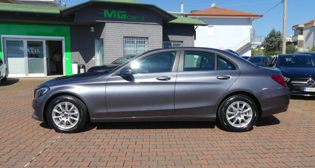 MERCEDES-BENZ C 180 d 116 CV EXECUTIVE NAVI-XENO LED-PDCx2-TEL-CRUISE
