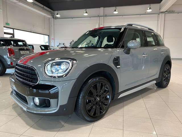MINI One Countryman 1.5 Automatica FULL LED PDC SWITHCOLOUR 18&#x27;&#x27;