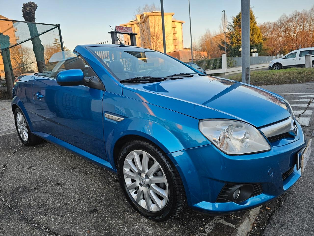 Opel Tigra TwinTop 1.4 90cv 16V Sport*Cabrio*Unipro* 158.000 Km 2.999 ...