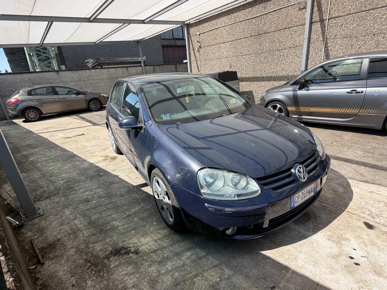 VW GOLF V 2.0 TDI 140CV SOLO EXPORT 255.000 Km 700 €, a Pregnana ...