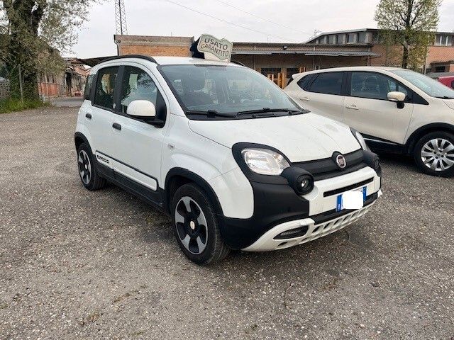 Fiat Panda 1.0 FireFly S&S Hybrid Launch Edition 107.000 Km 8.800 €, a ...