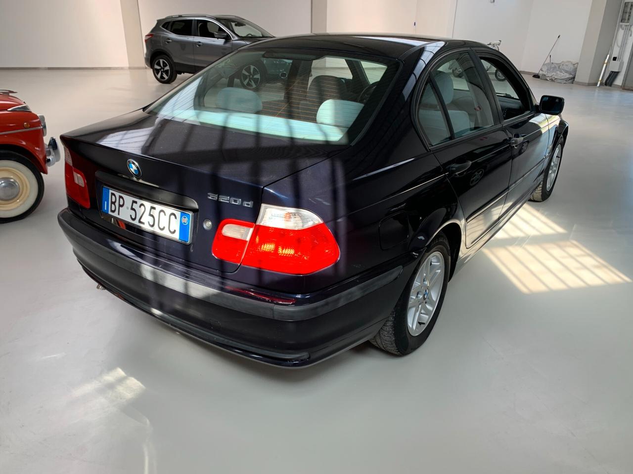 Bmw 320 320d turbodiesel cat 4 porte 198.000 Km 4.500 €, a Perugia ...