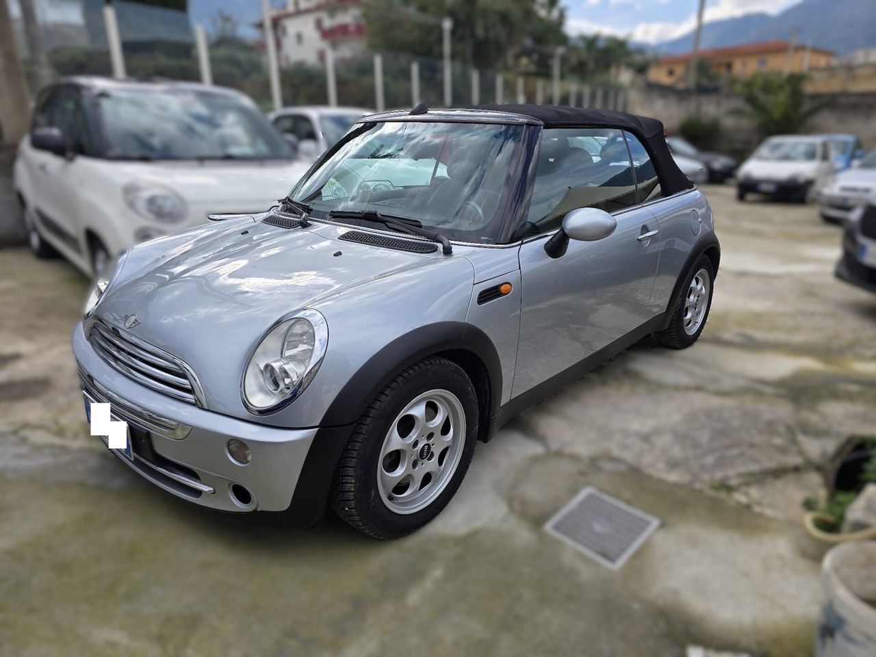 Mini Mini 1.6 16V Cooper Cabrio 126.430 Km 5.800 €, a Carini 179713303 - automobile.it