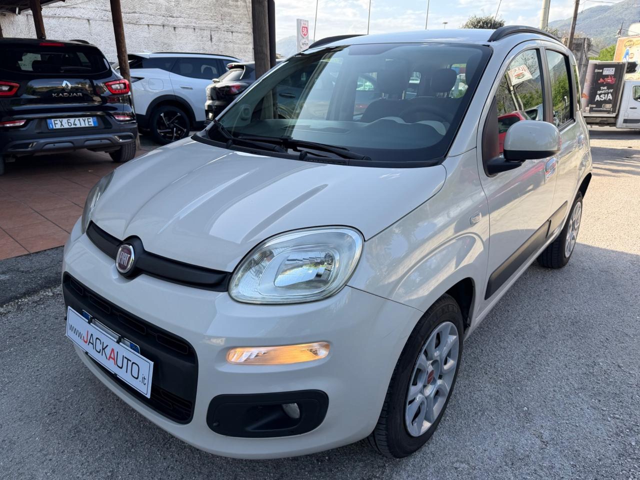 Fiat Panda 0.9 TwinAir Turbo Natural Power Pop 221.000 Km 4.500 €, a ...