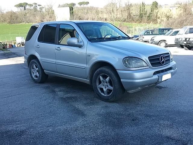 Mercedes Classe M ML 270 CDI C.Manuale