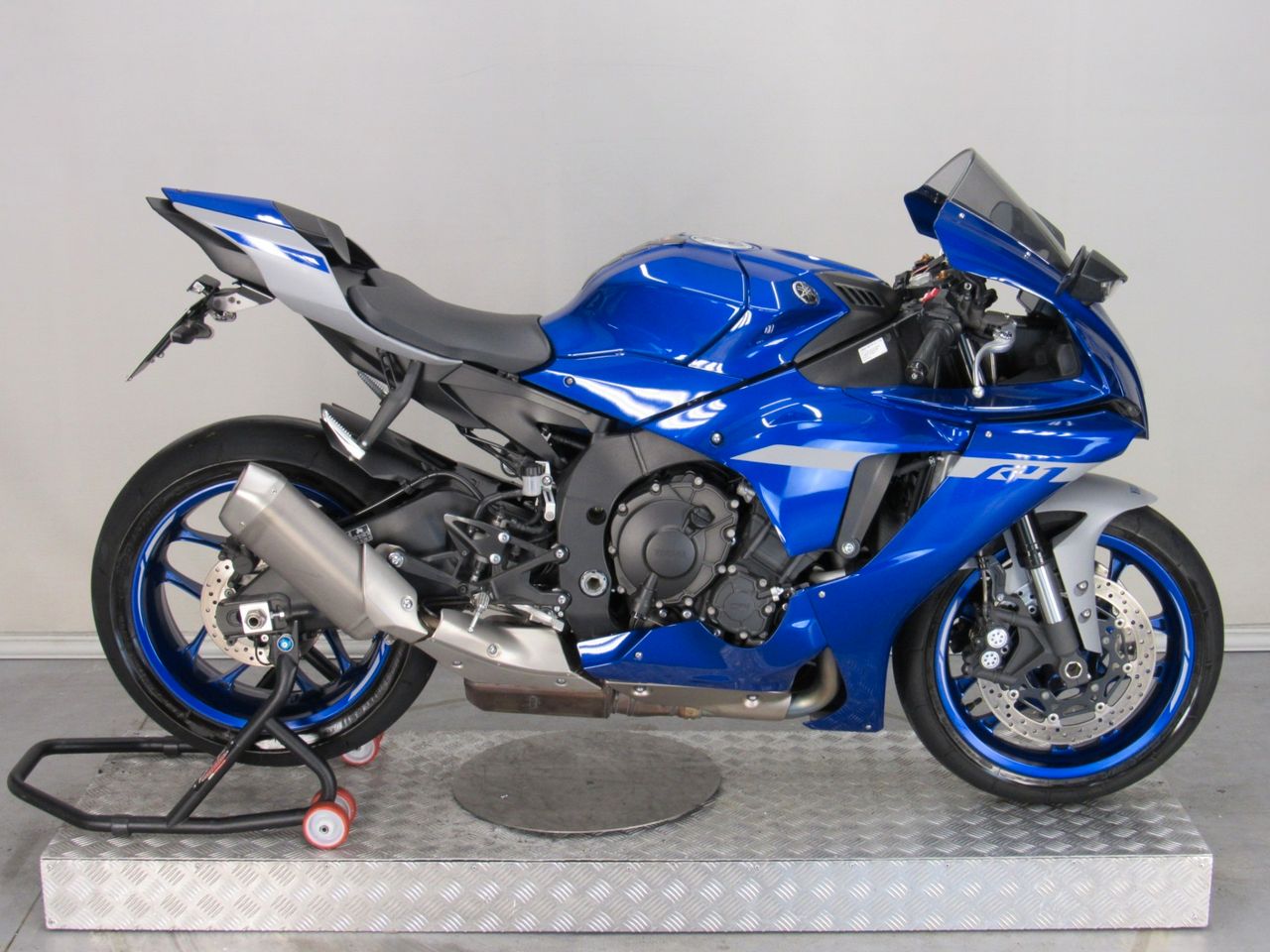 Yamaha YZF R1 R1 4.804 Km 18.200 €, a Parma 174482085 - automobile.it
