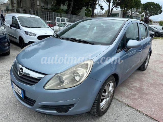 OPEL Corsa 1.2 5 porte Cosmo
