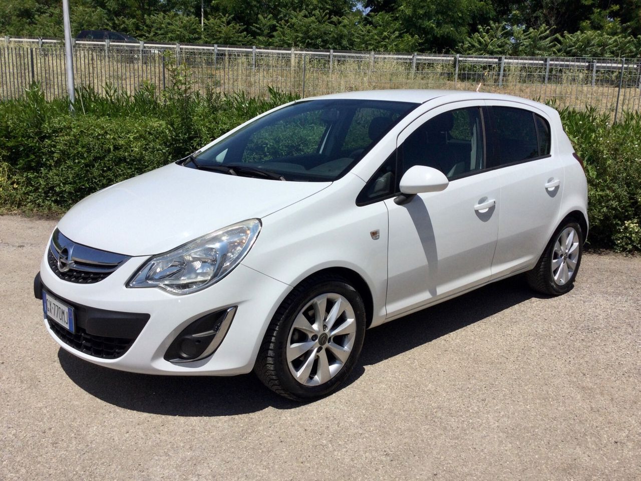 Opel Corsa 1.2 85CV 5 porte GPL-TECH Club 185.183 Km 5.890 €, a Turrivalignani 180627342 ...