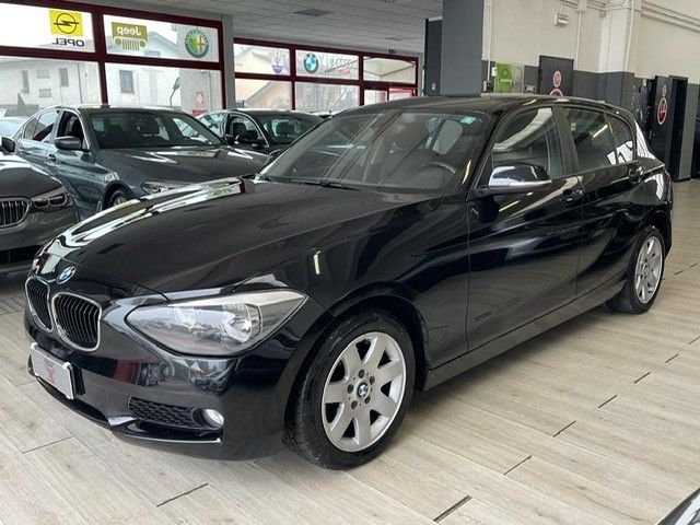 Bmw 116 116d 5p. Urban