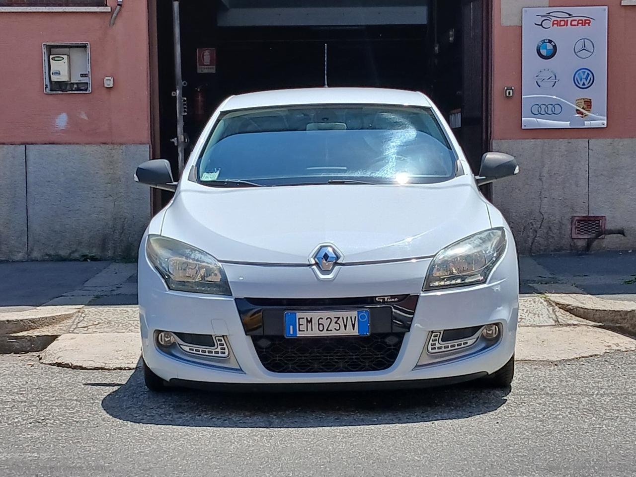 RENAULT Mégane Coupé 1.5 dCi 110 CV S&S GT Line 228.529 Km 4.290 €, a ...