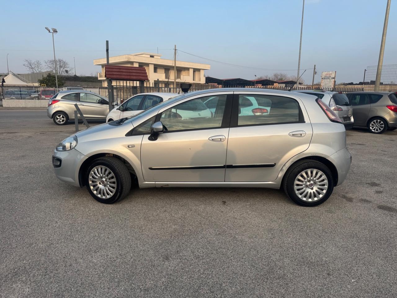 Fiat Punto Evo 1.2 5 porte S&S Dynamic 185.000 Km 2.990 €, a Qualiano ...