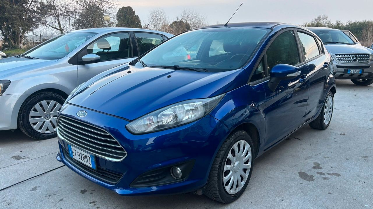 Ford Fiesta 1.5 TDCi 75CV X NUOVI PATENTATI 220.000 Km 5.000 €, a ...