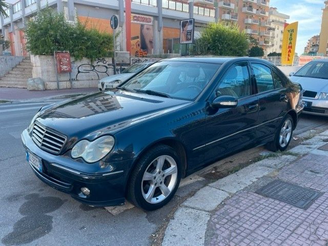 Mercedes C220 Anche permuta o scambi0