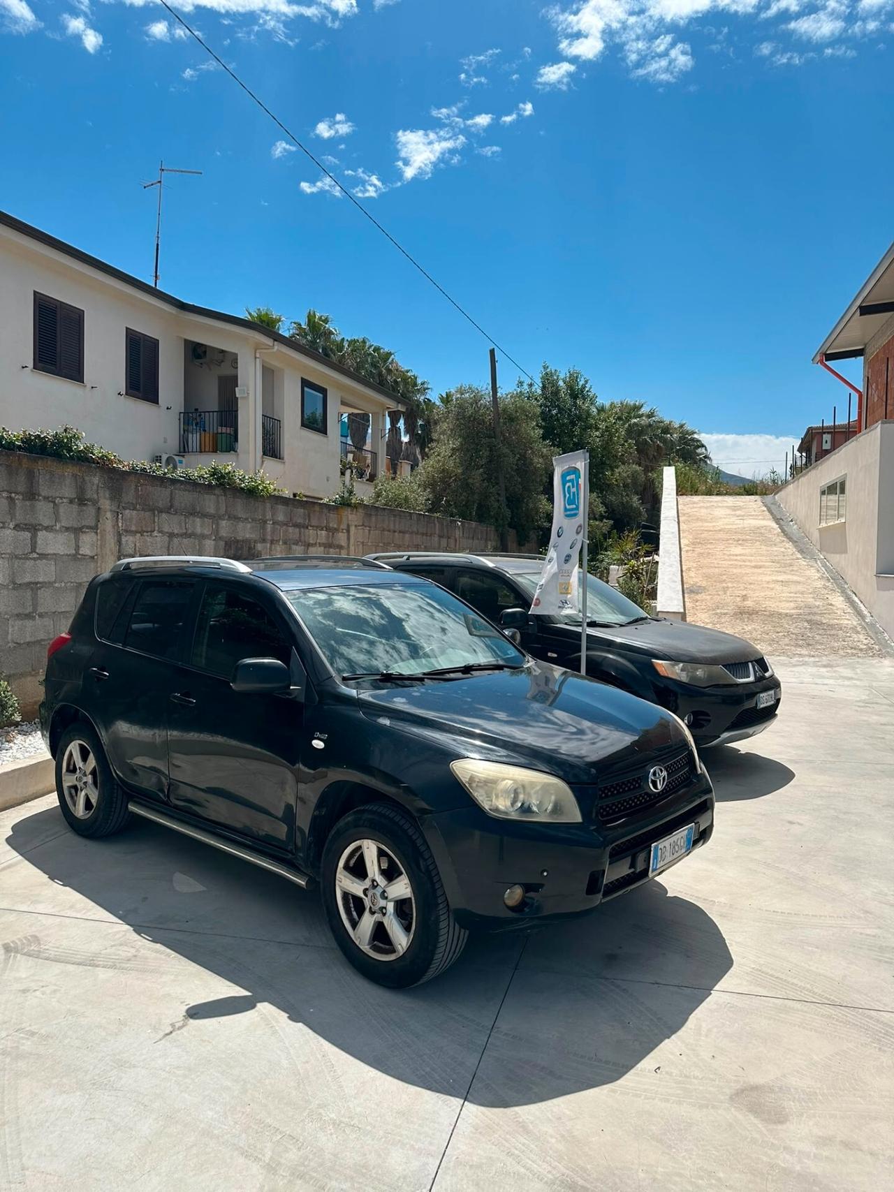 Toyota RAV 4 RAV4 2.2 D-4D 136 CV Sol 286.000 Km 2.990 €, a Partinico ...