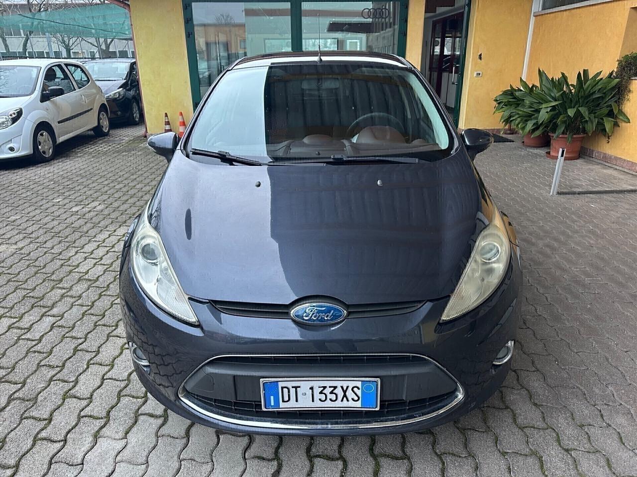 Ford Fiesta 1.2 82 CV 5 porte Titanium Neopatentat 115.000 Km 5.490 ...