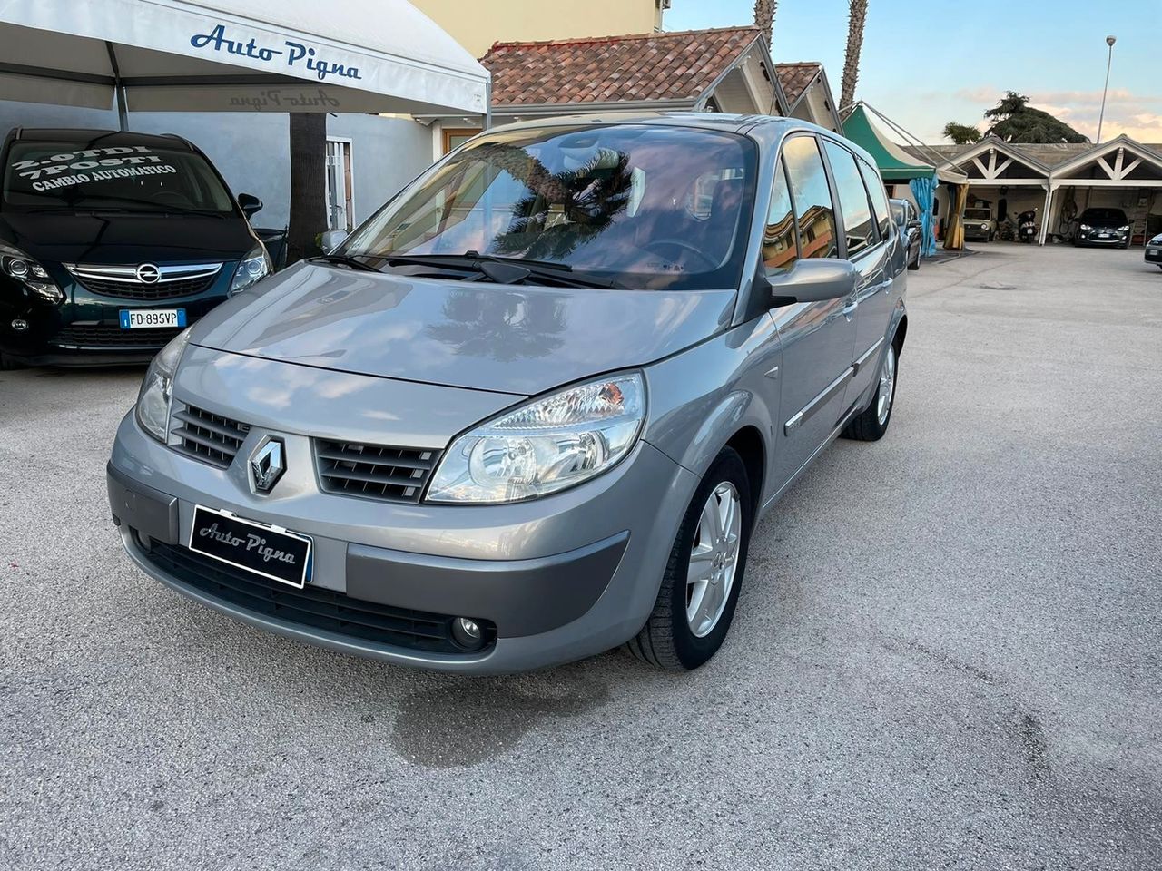 Renault Scenic grand1.9 dCi Luxe 7 posti gancio traino