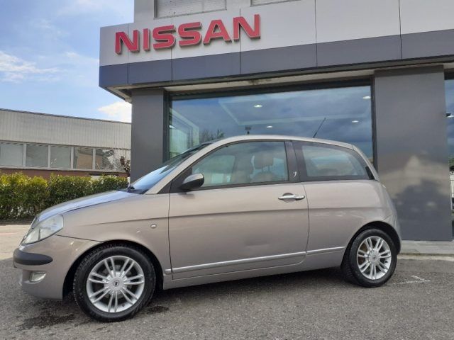 LANCIA Ypsilon 1.3 MJT 90 CV PELLE-CERCHI IN LEGA-KM CERTIFIC