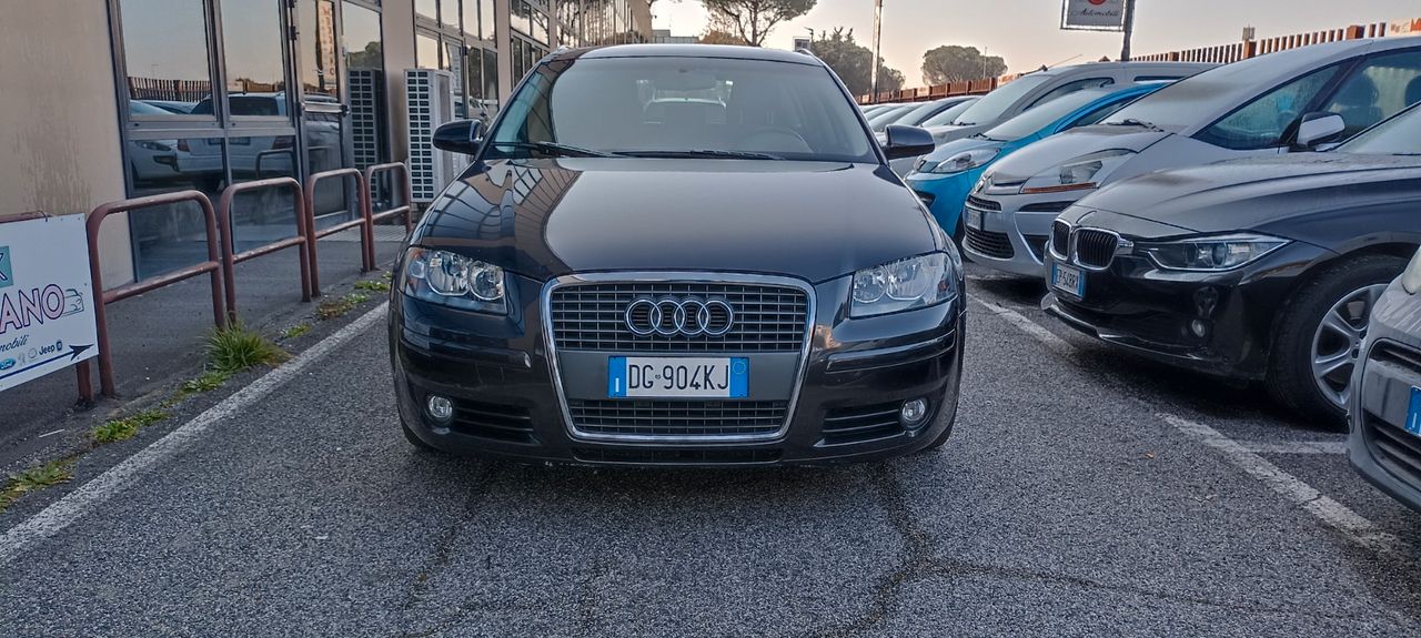 Audi A3 SPB 2.0 16V TDI 140 CV UNI PRO G.TRAINO.