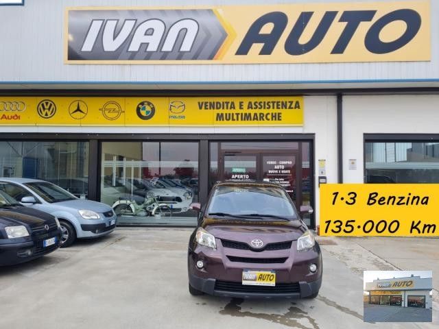 TOYOTA Urban Cruiser 1.3 BENZINA-135 000 KM