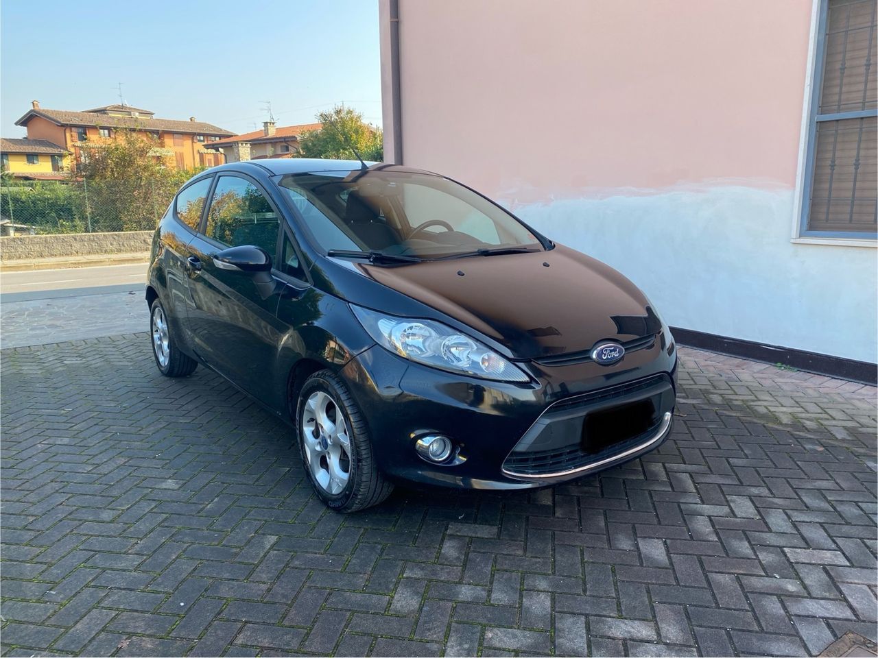 Ford Fiesta Ikon 1.4 3 porte Bz.- GPL 170.000 Km 3.500 €, a Brescia ...