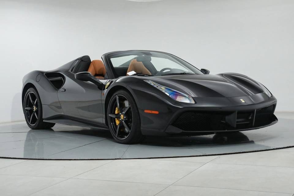 Ferrari 488 Ferrari 488 Cabrio - Noleggio Lungo Termine - Leasing all Inclusive 2.900 €, a ...